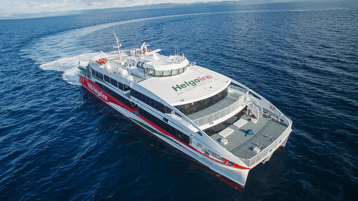 FRS Helgoline | Schiffs-Ausflug ab Hamburg und Cuxhaven nach Helgoland ...